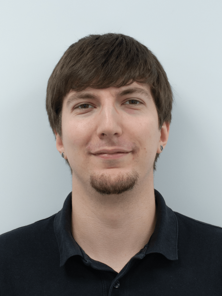 Despre mine – Andrei Diaconescu